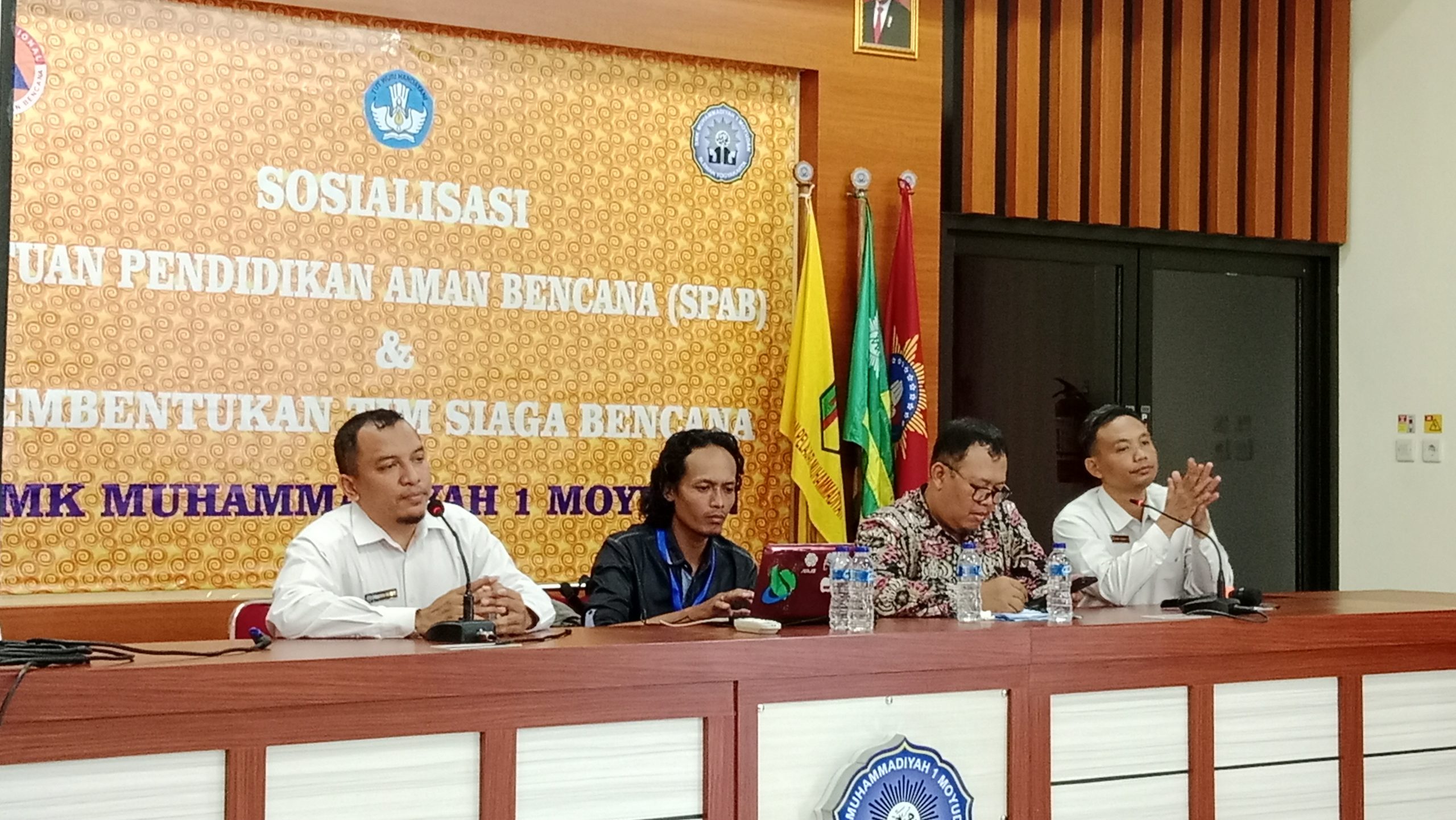 Sosialisasi Satuan Pendidikan Aman Bencana (SPAB) di SMK Muhammadiyah 1 ...